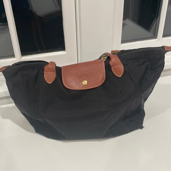 Longchamp | Bags | Longchamp Le Pilage Large Nylon Shoulder Tote In Black Worn | Poshmark